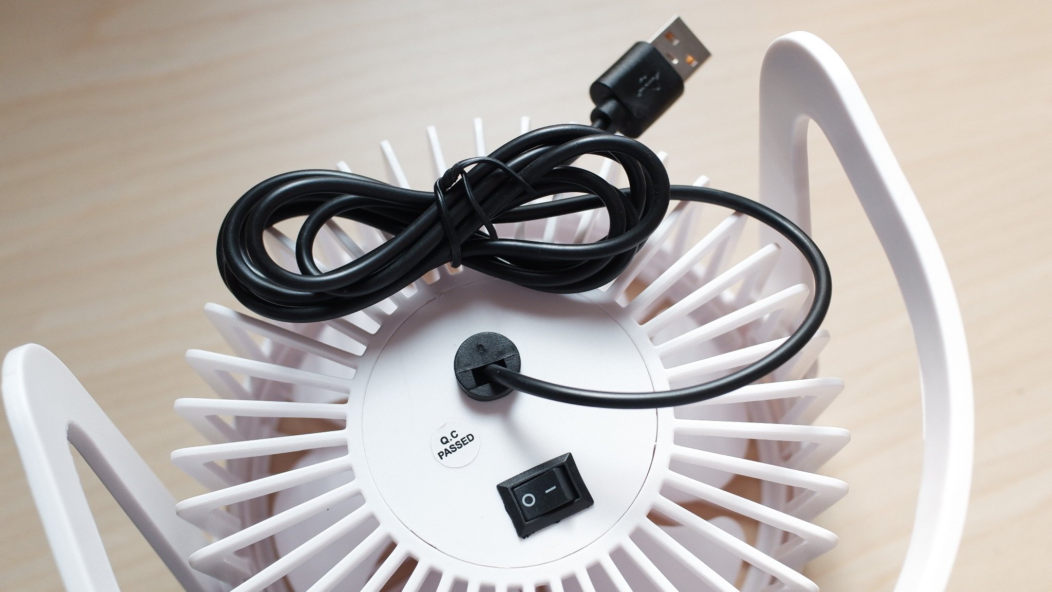 【DAISO】¥300 のUSB扇風機で涼を取れるか？？？ - クニログ